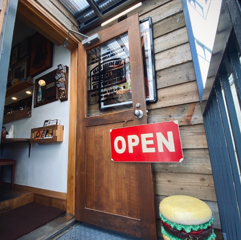 BOSSA BURGER(北千住)のテイクアウト(お持ち帰り)メニューまとめ！予約注文方法や店舗もご紹介！ – TakeOut House